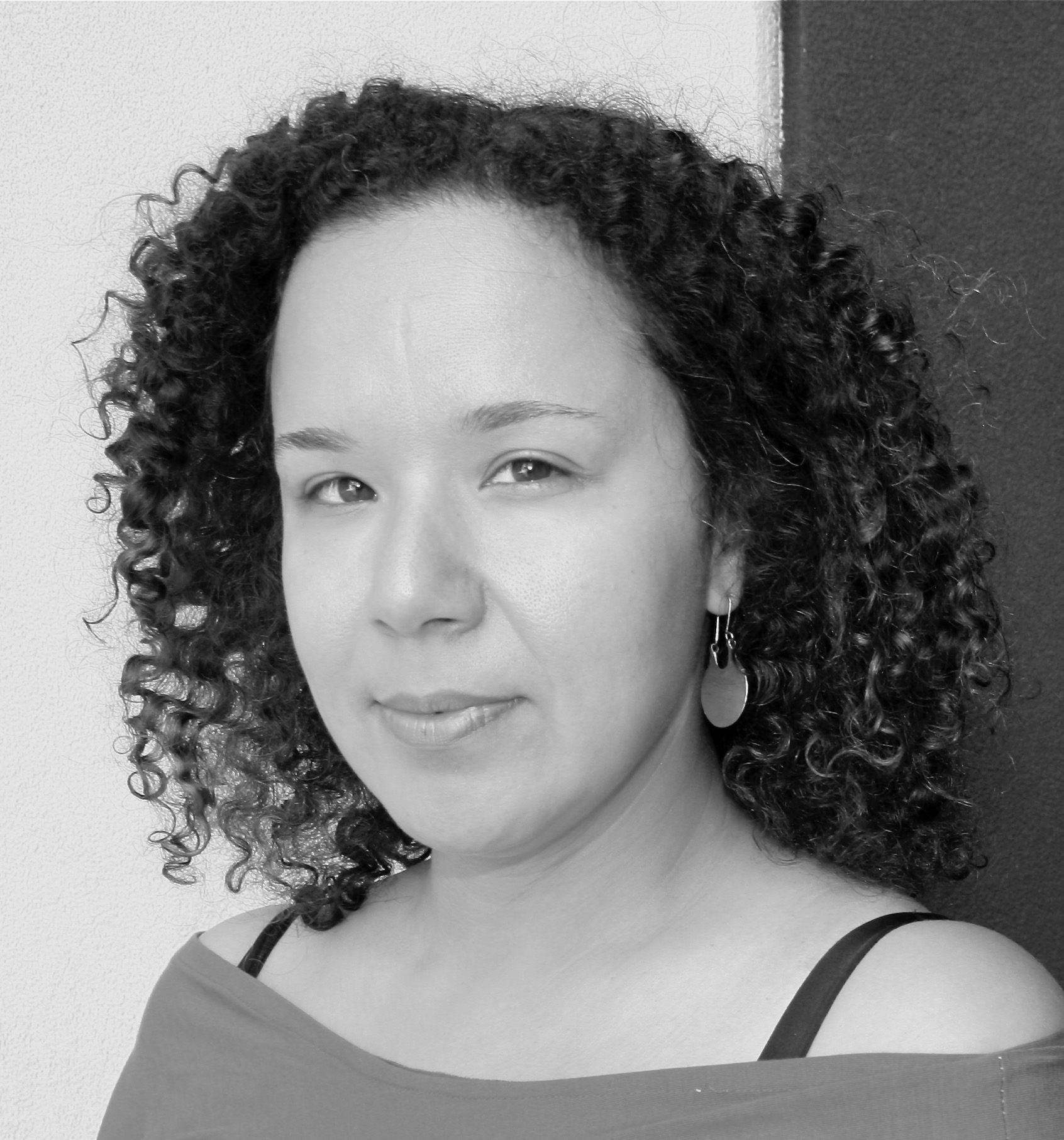 About - Lisa Mayes
